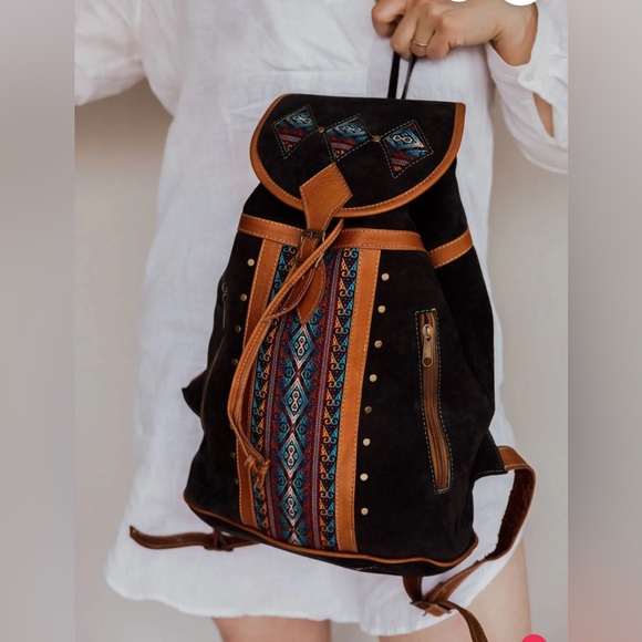 Leather | Bags | Boho Leather Suede Bucket Style Backpackethnic ...